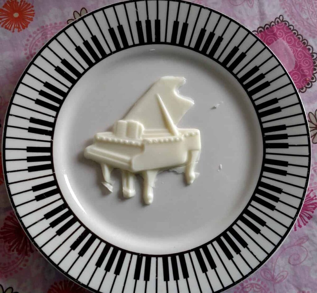 Custom Chocolates for Music and Piano Lovers – B4 and Afters