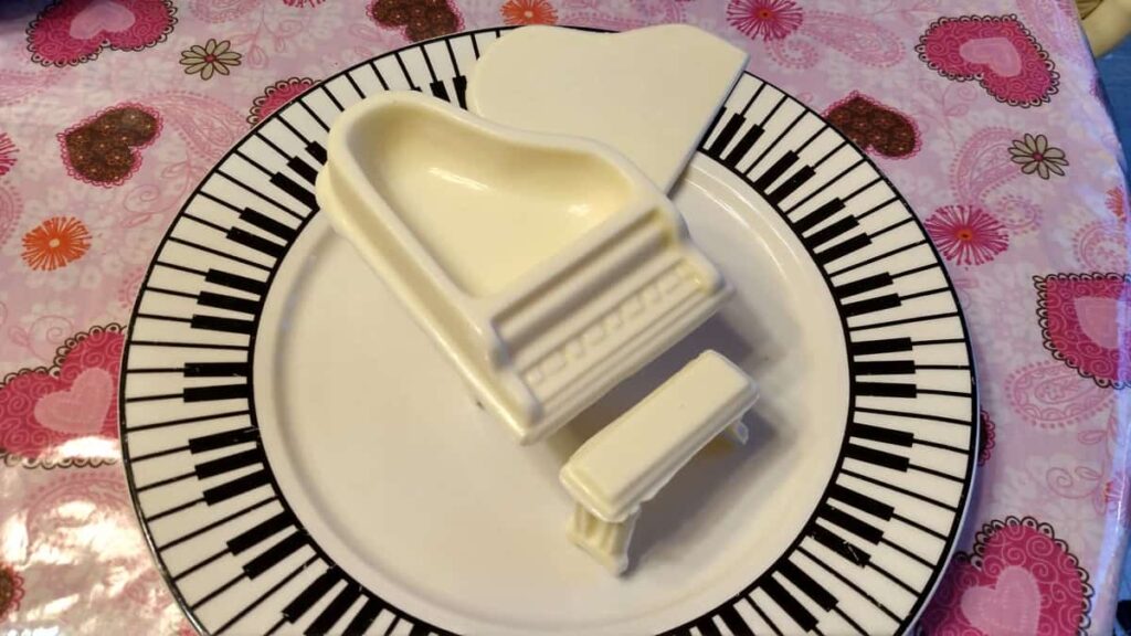 Custom Chocolates for Music and Piano Lovers – B4 and Afters
