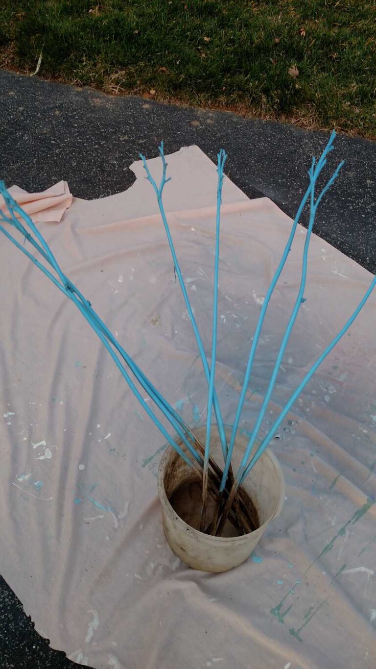 Spray Painted Flower Stems by Liberty at B4 and Afters Project Blog