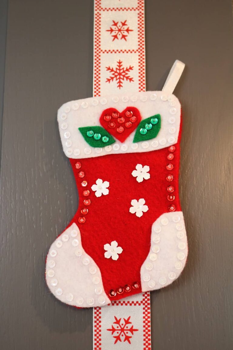 Kitchen Cupboard Christmas Decor 2 – B4 and Afters