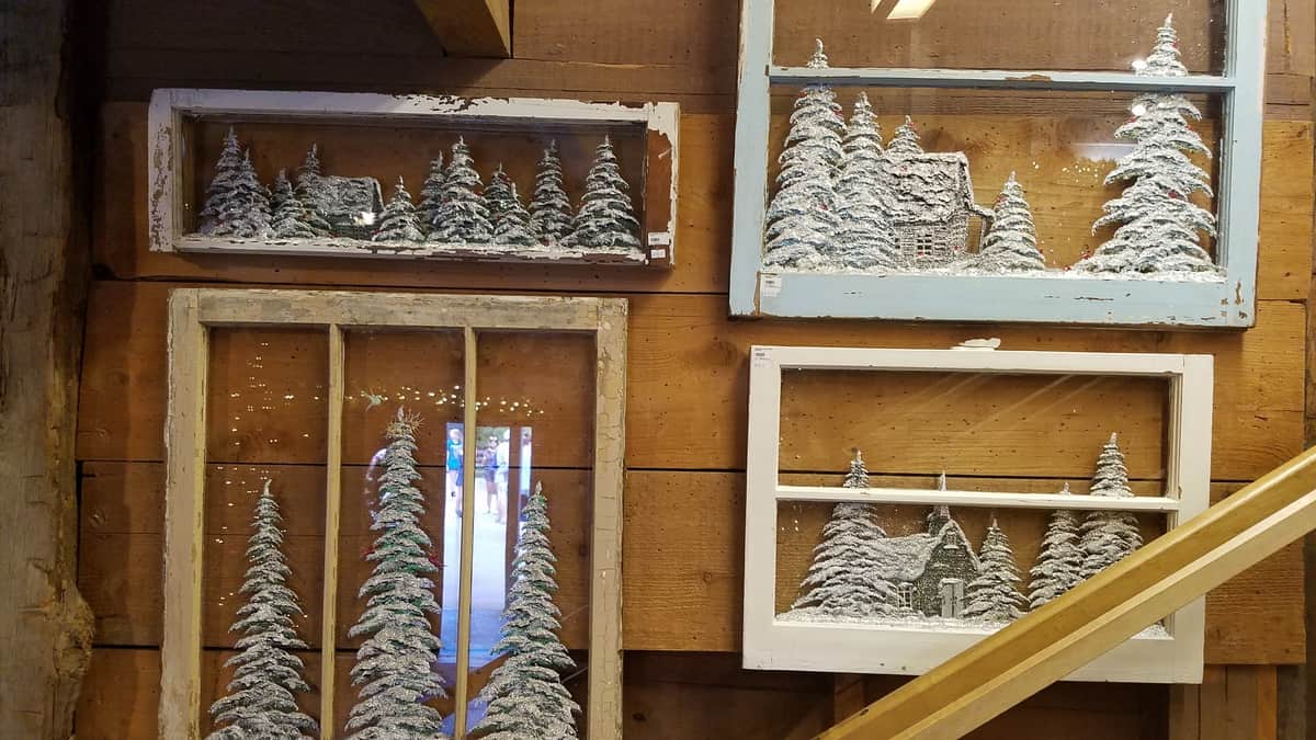 Winter Window Painting- B4 and Afters - Glitter Paint Craft