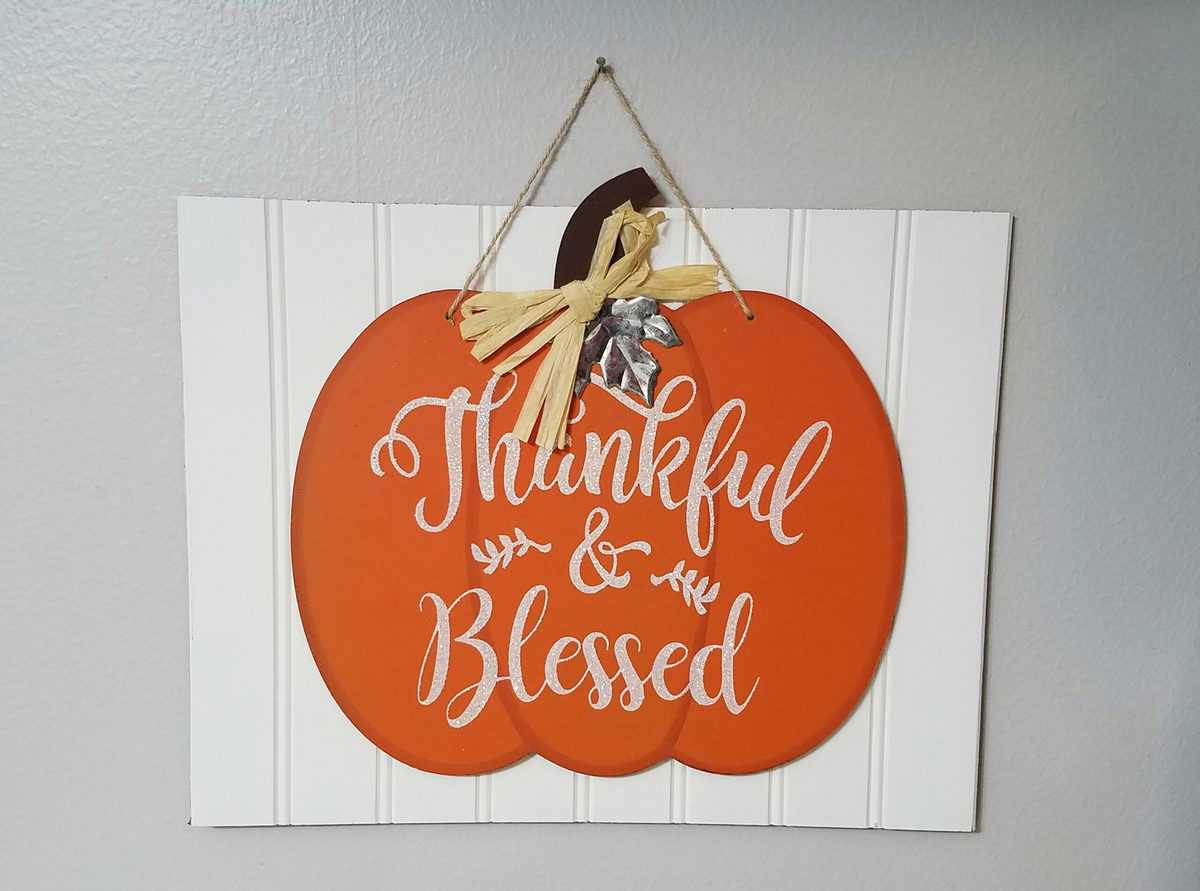 Pumpkin Beadboard Sign – B4 and Afters --upgrade