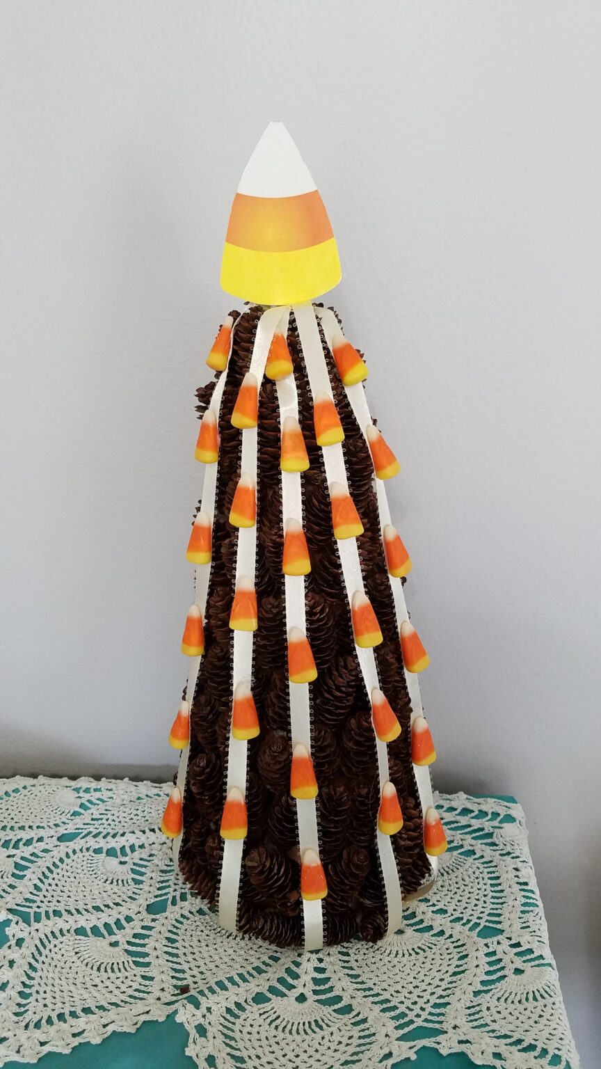 Cute Candy Corn Craft Idea – B4 and Afters --an easy diy for fall