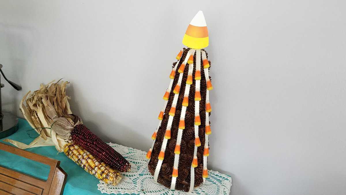 Cute Candy Corn Craft Idea – B4 and Afters --an easy diy for fall