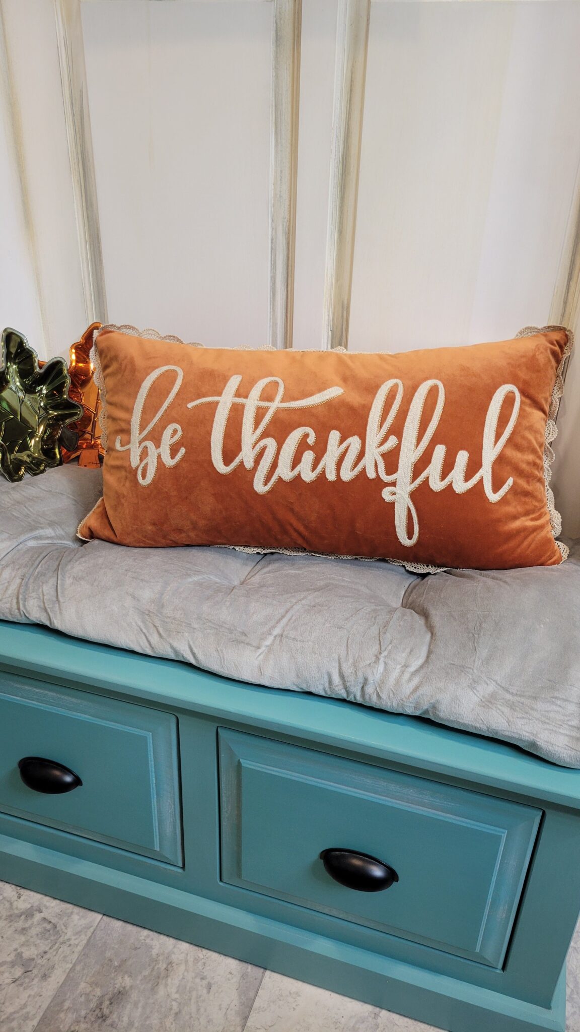 How to Decorate a Hall Bench for Fall – B4 and Afters