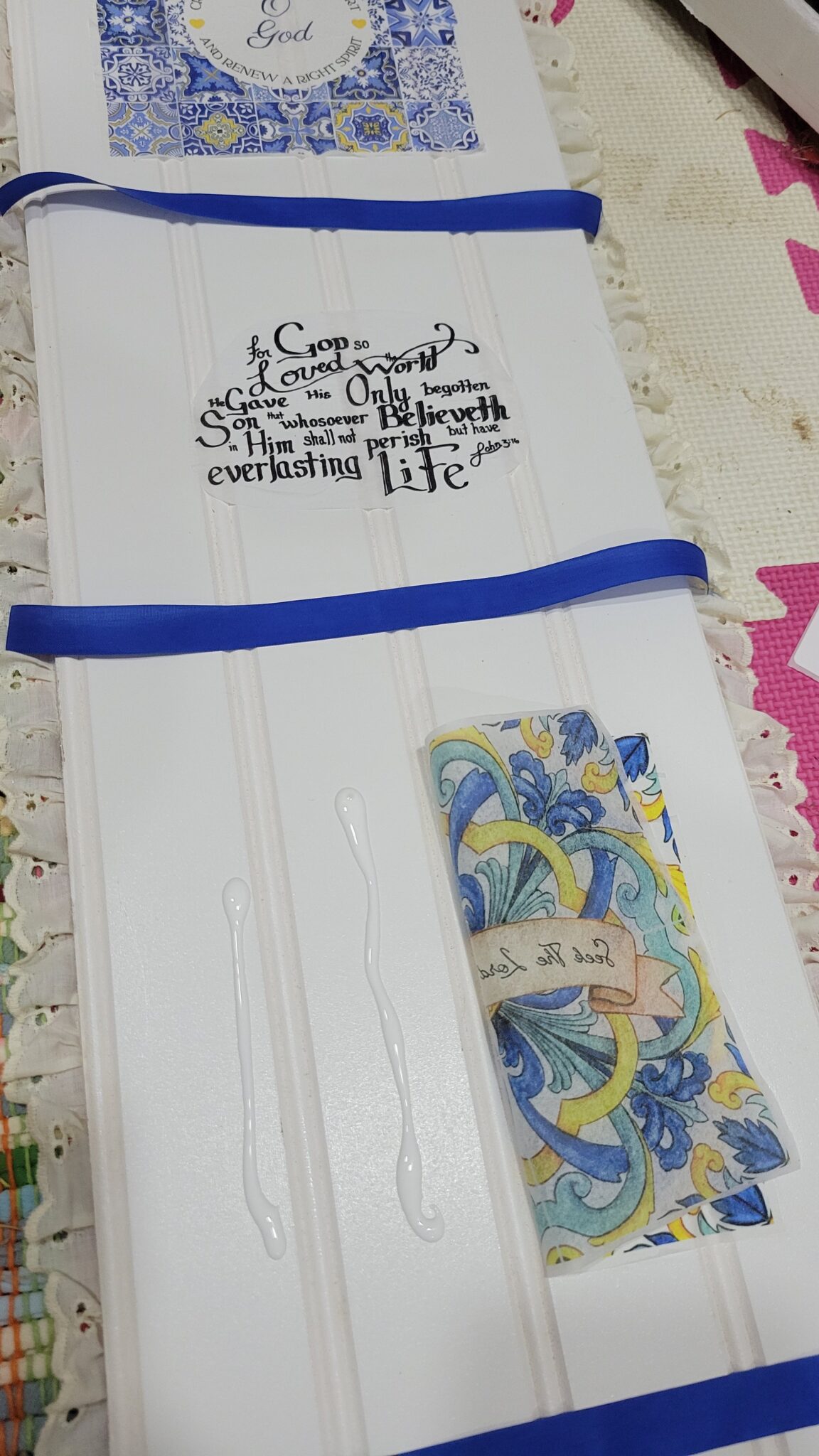 Mod Podge Napkin Sign – B4 and Afters